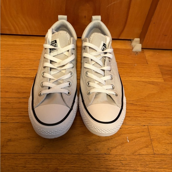 Converse | Shoes | Womens Converse Madison Low Top Sneakers | Poshmark